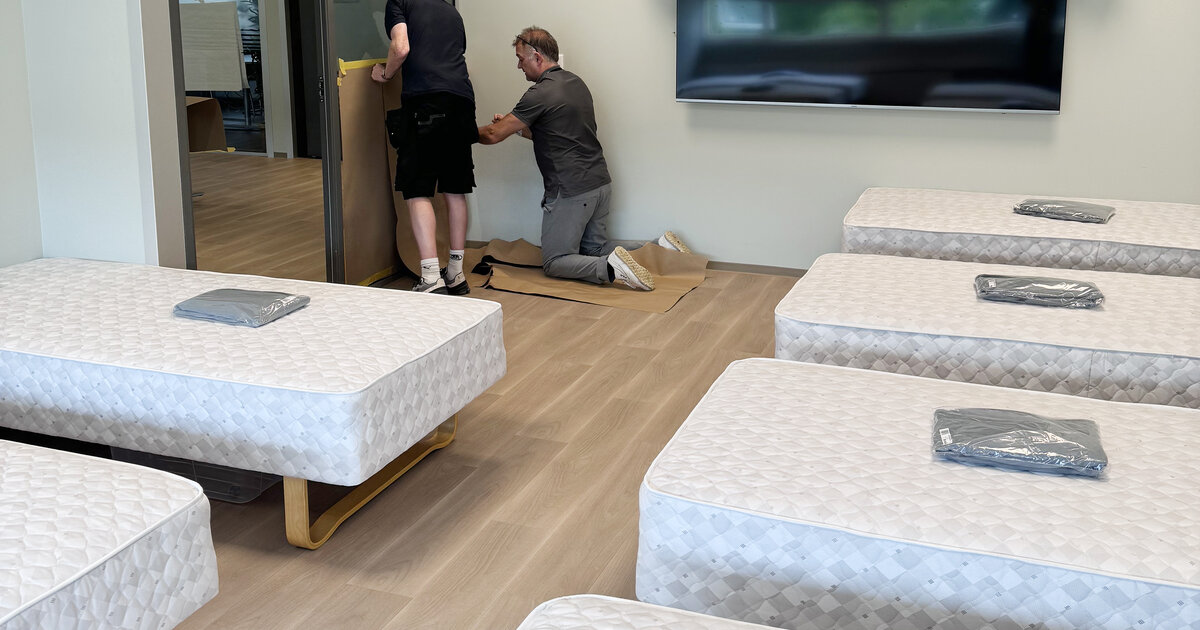 Kriseløsning for sykepleiestudentene i Bergen: Tilbys sovesal mens de ...