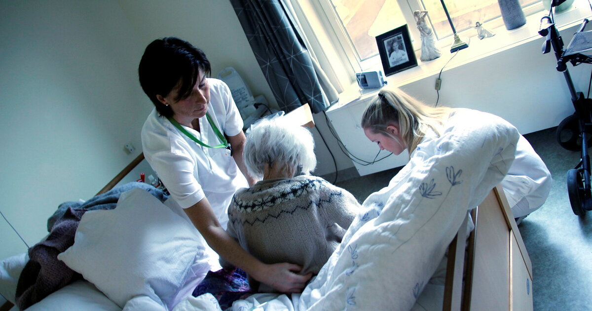 Hva er sykepleie? Førsteårsstudenters erfaringer med sykepleie i ...