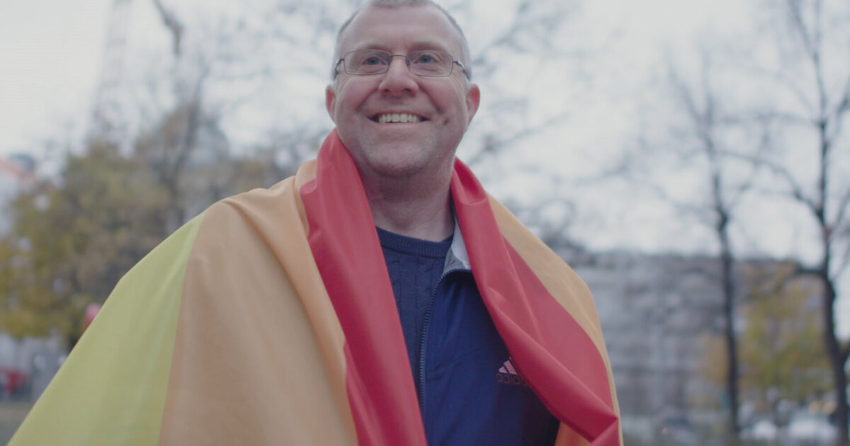 Sykepleier Ole Kristian ble 36 før han turte å fortelle at han elsker menn