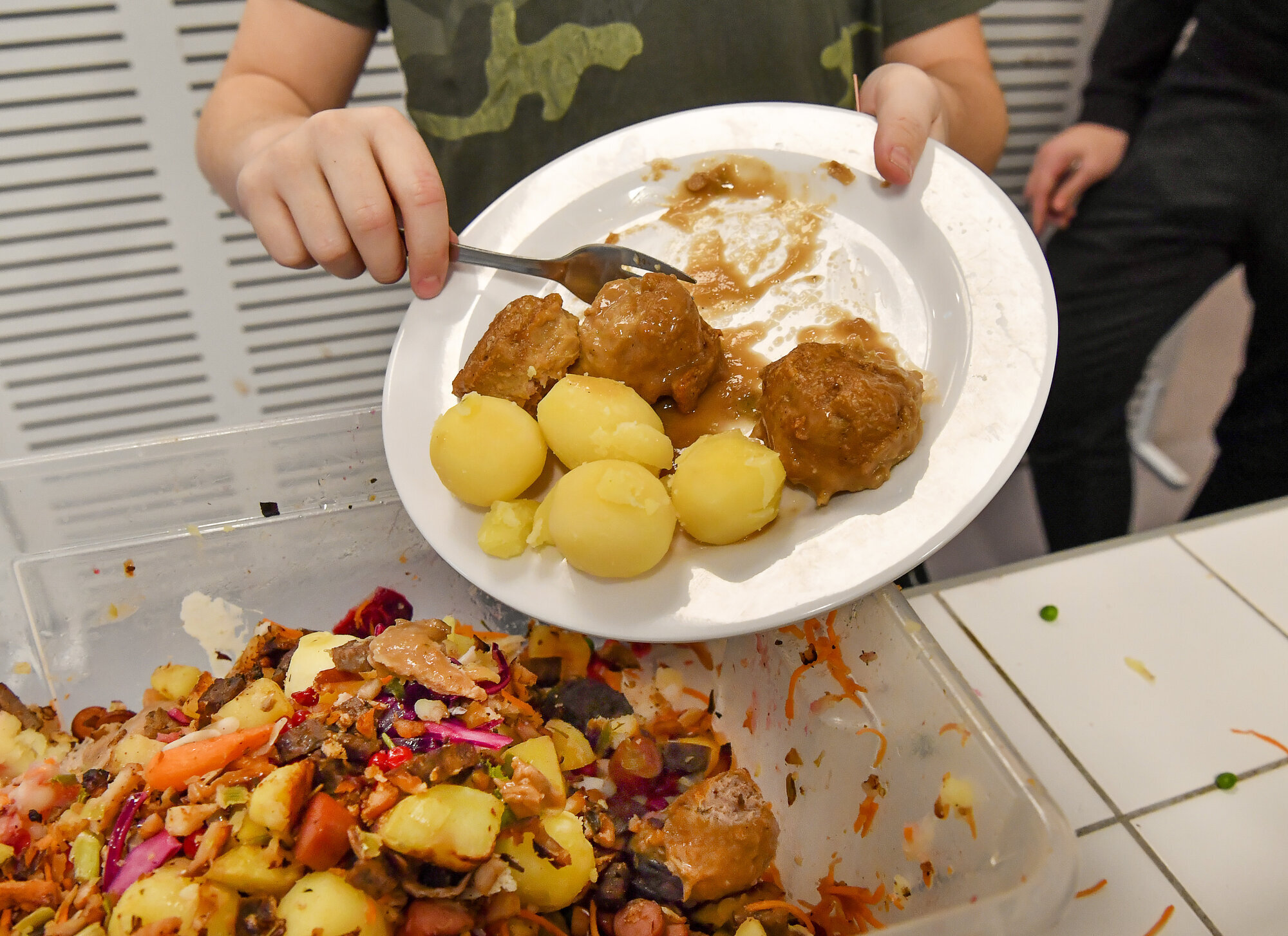 Slik klarte sykehjemmene å kaste langt mindre mat